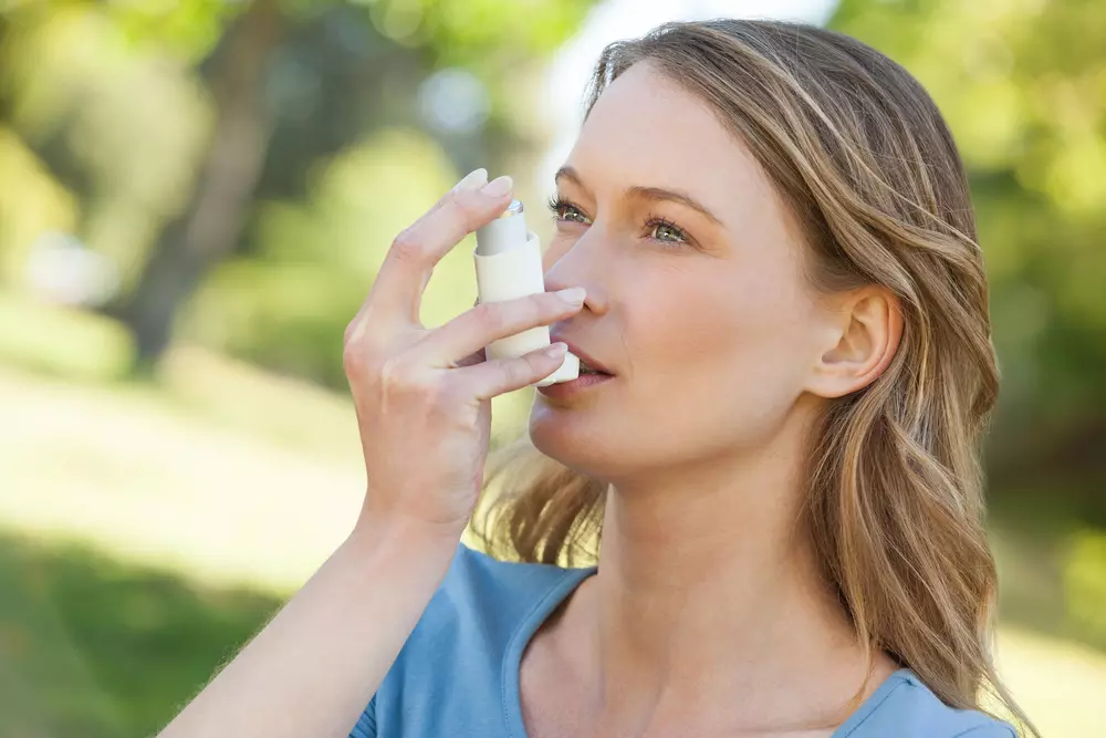 Bronchial asthma: enwere ike ịgwọ ọrịa ma ọ bụ na a gaghị agwọ ya? 10473_1