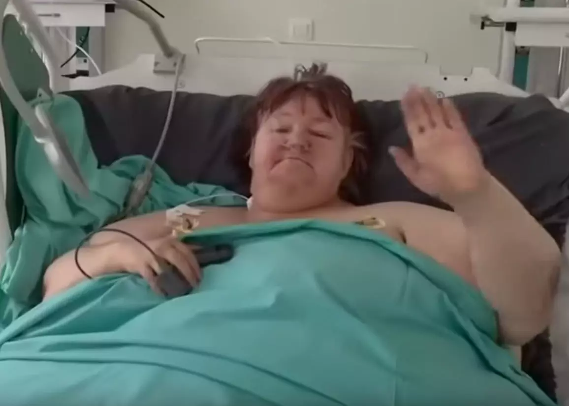 Najtežja ženska na svetu je bila hospitalizirana v bolnišnici v Tyumenu 10551_1
