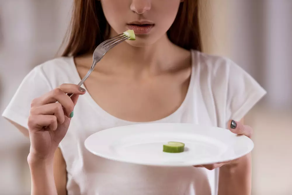 How do I know if I have an eating disorder? 18 unobvious symptoms