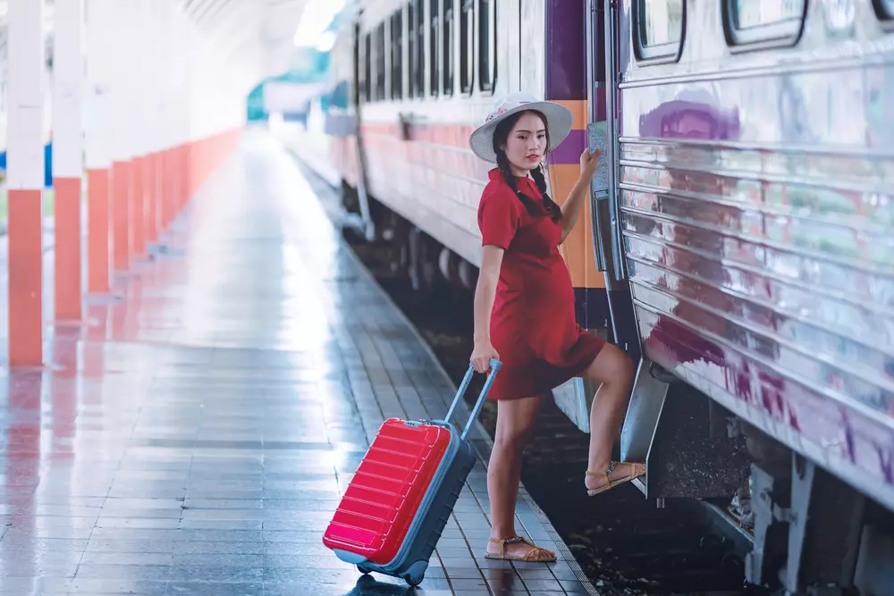 स्थिति में यात्रा करना: लंबी यात्रा से पहले गर्भवती महिलाओं के लिए आपको क्या जानना चाहिए 12871_3