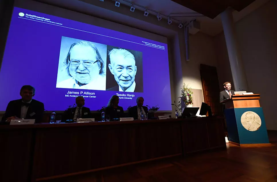 Gihatagan ang Nobel Prize sa Medisina alang sa Bag-ong Pagtambal sa Kanser