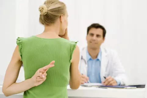 O vizită la medic cu o întrebare despre incontinența urinară 3710_1