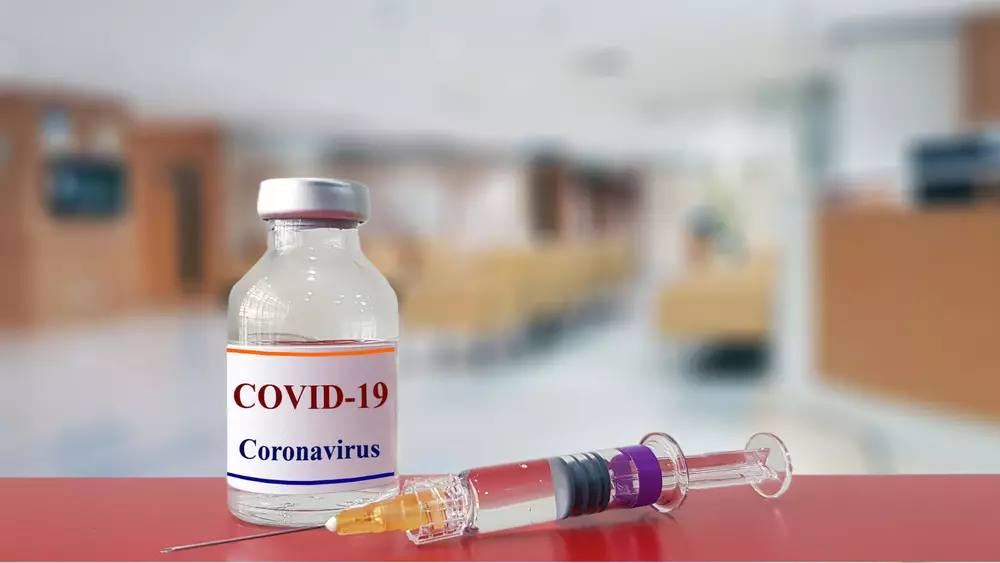 Una sa mundo: Dumating ang bakunang Sputnik V coronavirus sa mga rehiyon ng Russia 5623_2