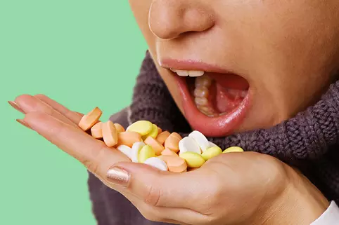 Pódese tratar a gripe con antibióticos?