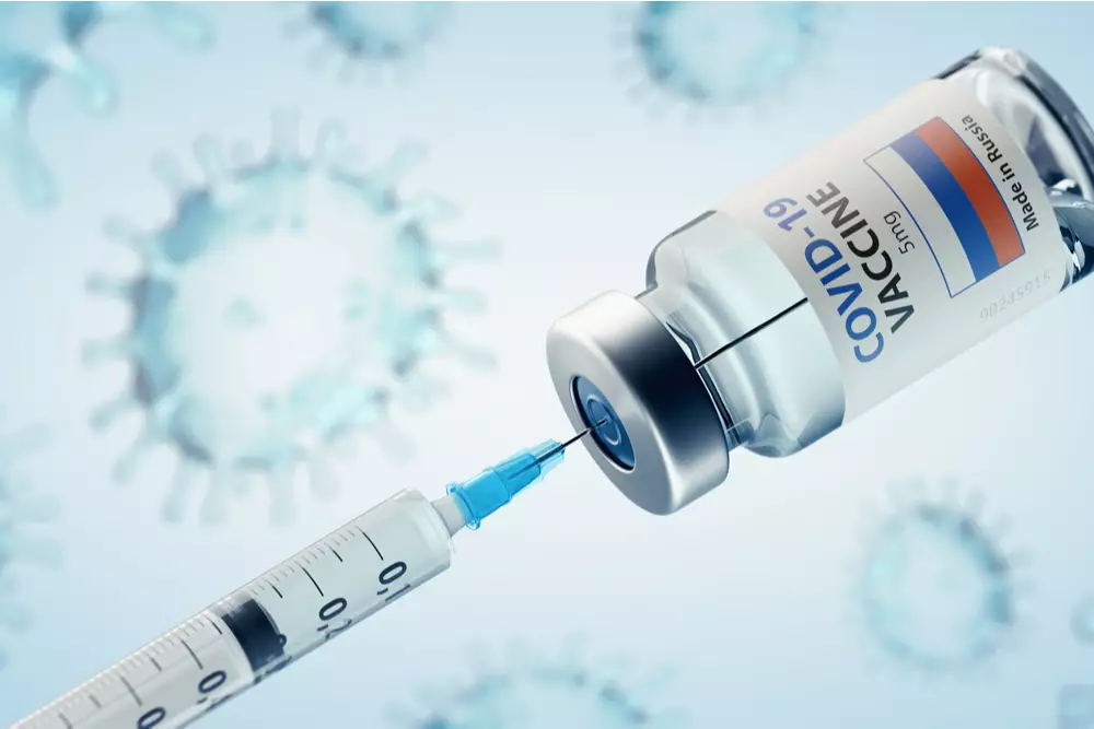 Voluntarily and free of charge: Russians will be vaccinated against coronavirus next week