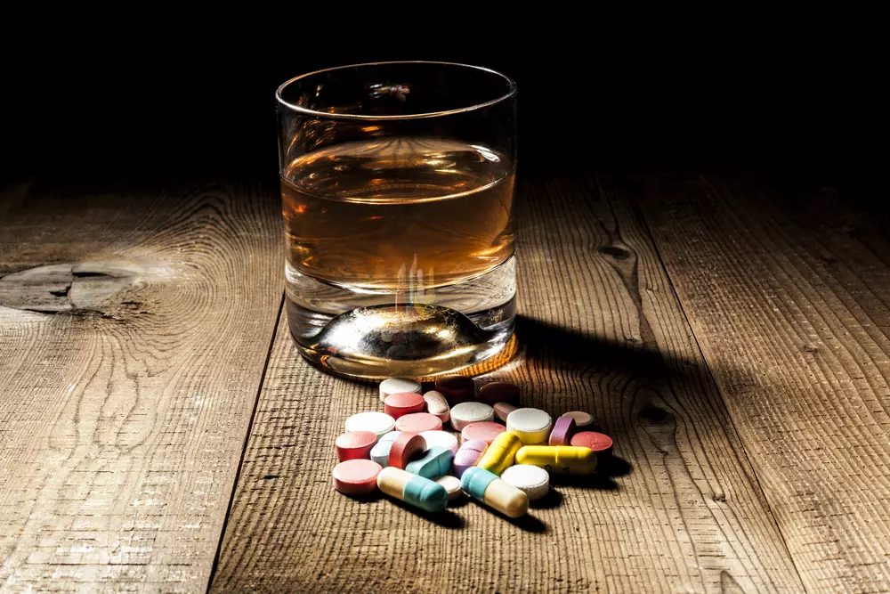 Medicamentos e alcol: ¿para beber ou non beber? 6976_1