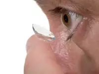 Mehke kontaktne leče in očesne okužbe 80645_1
