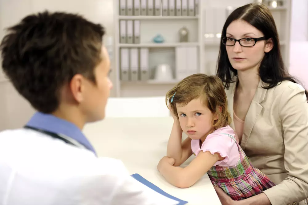 Síndrome de Munchausen delegado: por que os pais curan aos nenos ata a morte 8333_1