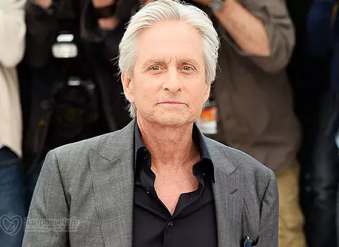 Michael Douglas vin kansè nan gòj akòz sèks oral! Ki jan yo viv pi lwen?