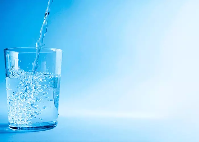 Cair, "hidup" atau hidrogen? Mitos Air Pemasaran yang Menyekat