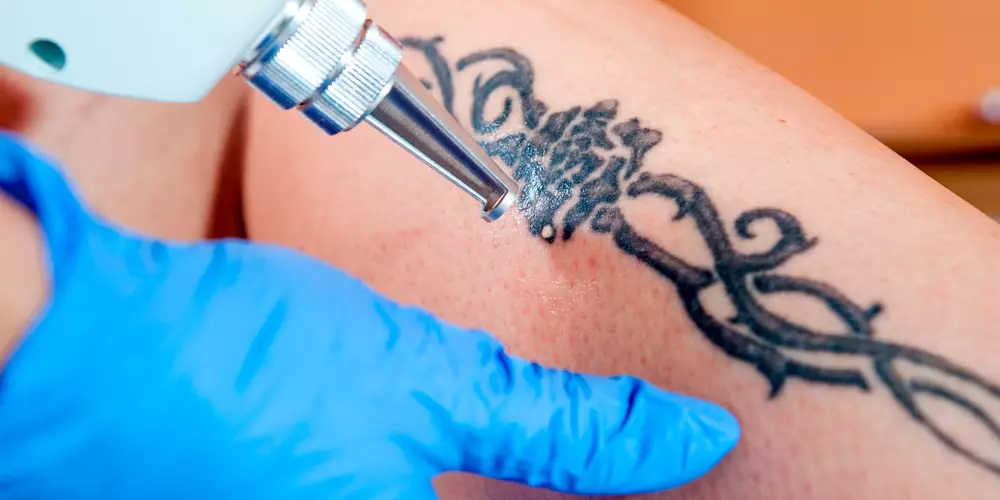 Bellesa perillosa: el que heu de saber abans de tatuar-vos 86210_3
